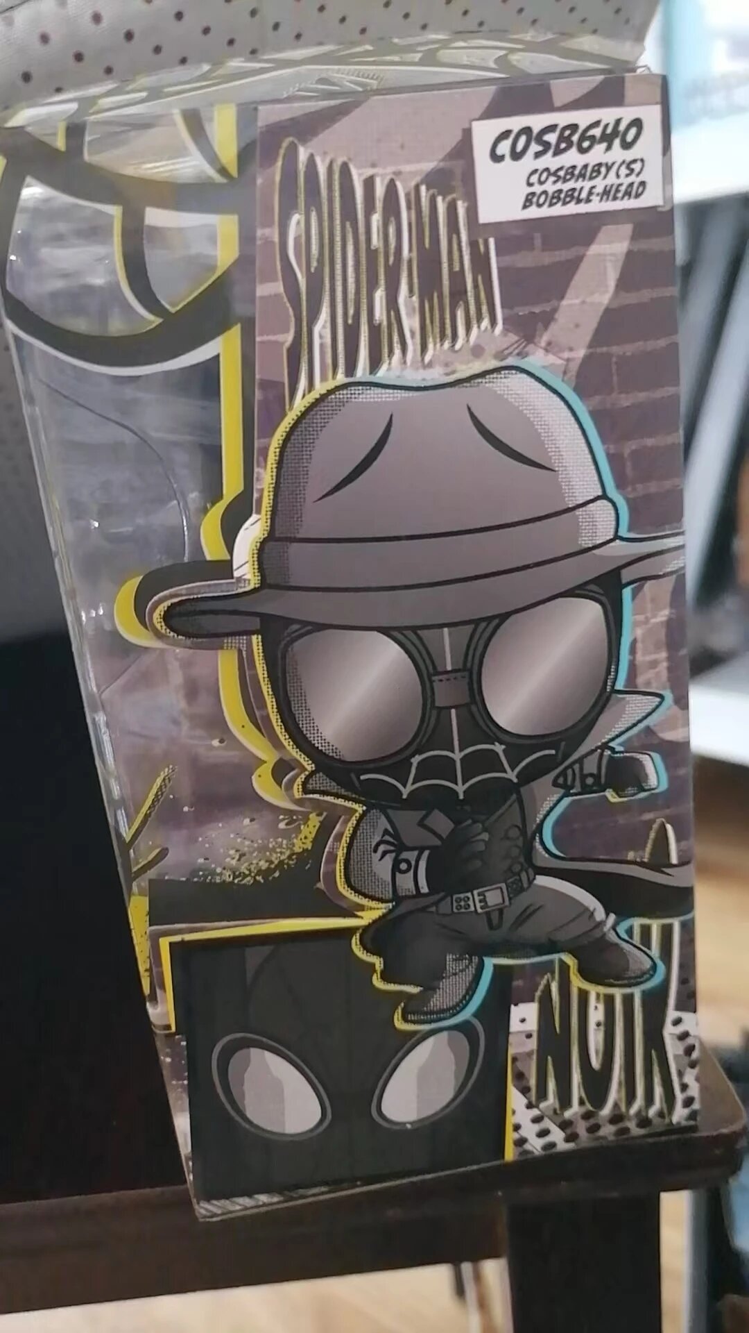 Фигурка Hot Toys COSB640 Человек-паук Noir Peter Parker