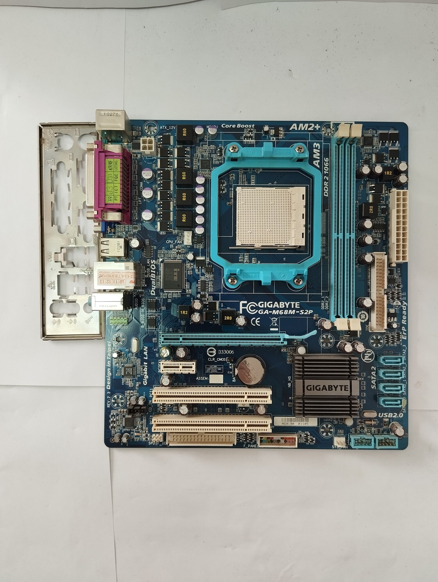 Материнская плата Gigabyte GA-M68M-S2P AM3