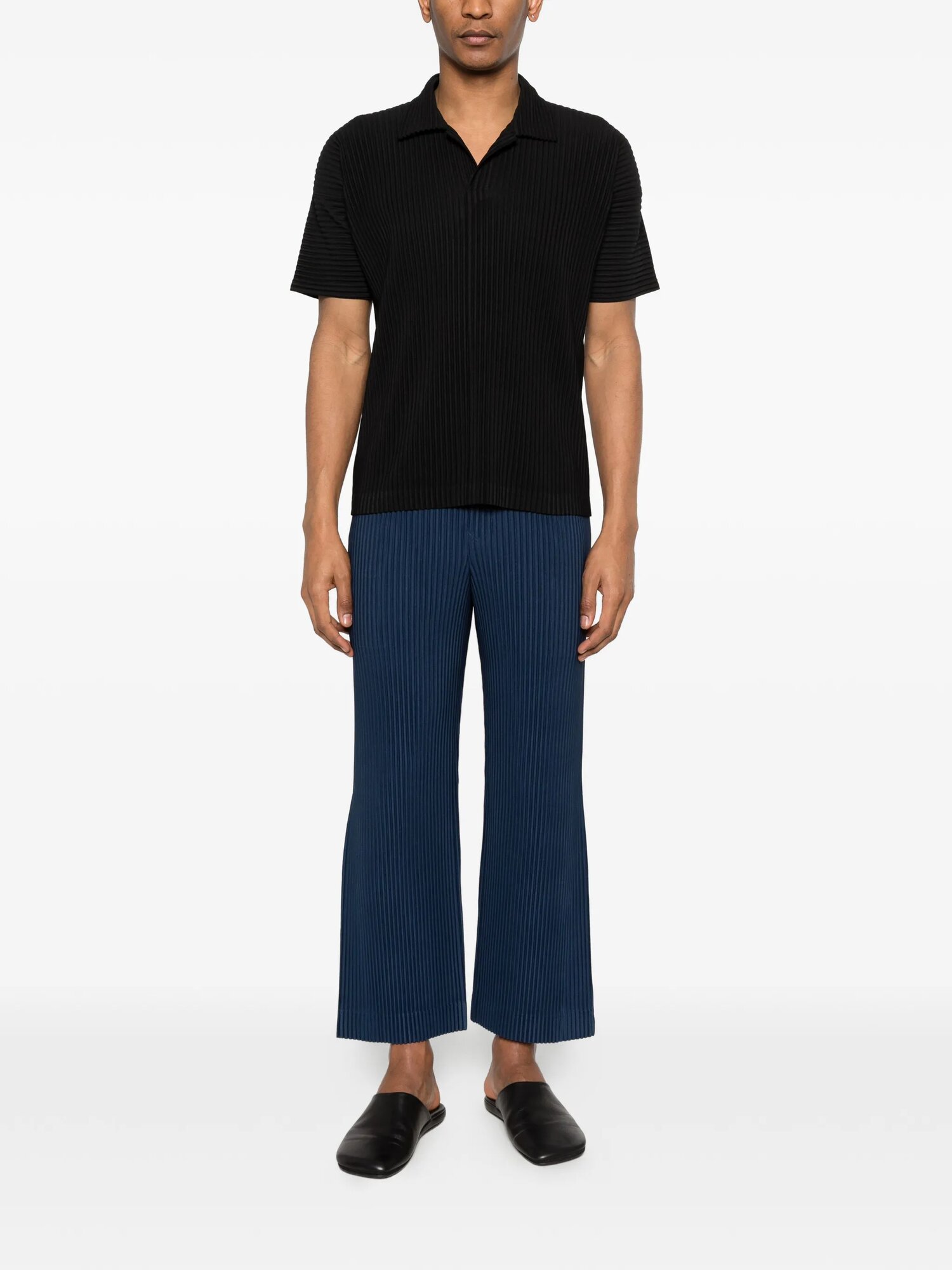 Брюки HOMME PLISSE ISSEY MIYAKE Pleated trousers, размер 2 — фото 1