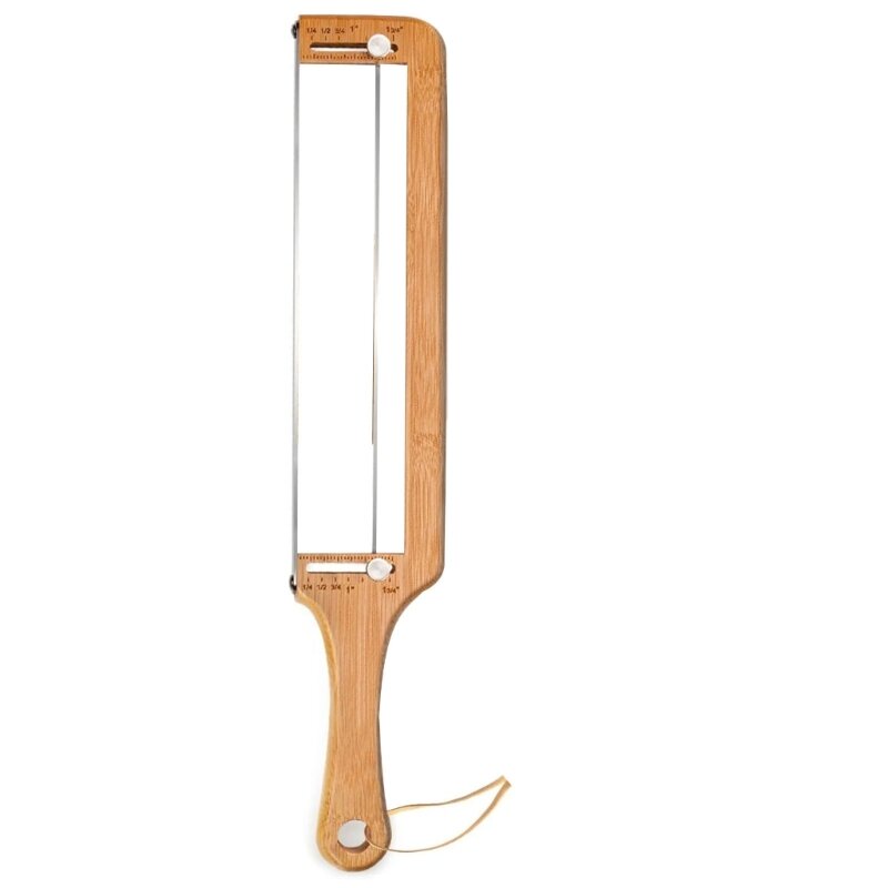 Регулируемая хлеборезка с точным контролем толщины и большим размером для легкой нарезки различных видов хлеба