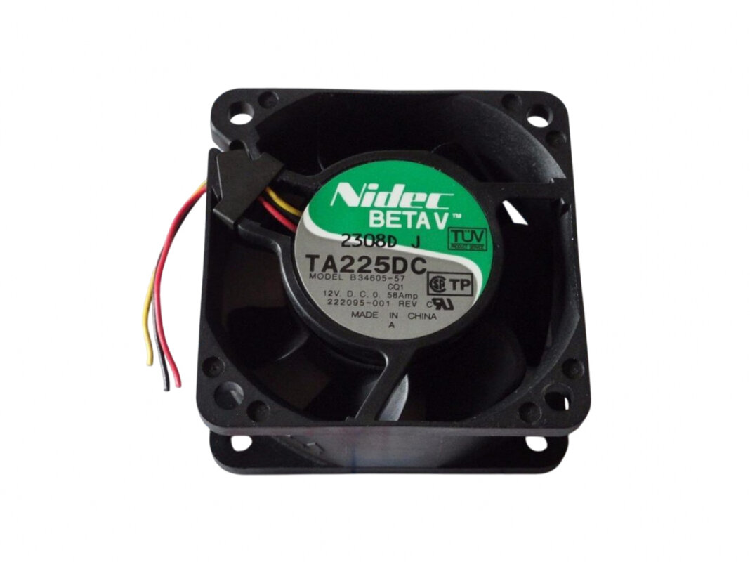 Вентилятор Thermaltake TA225DC-B34605-57 12V