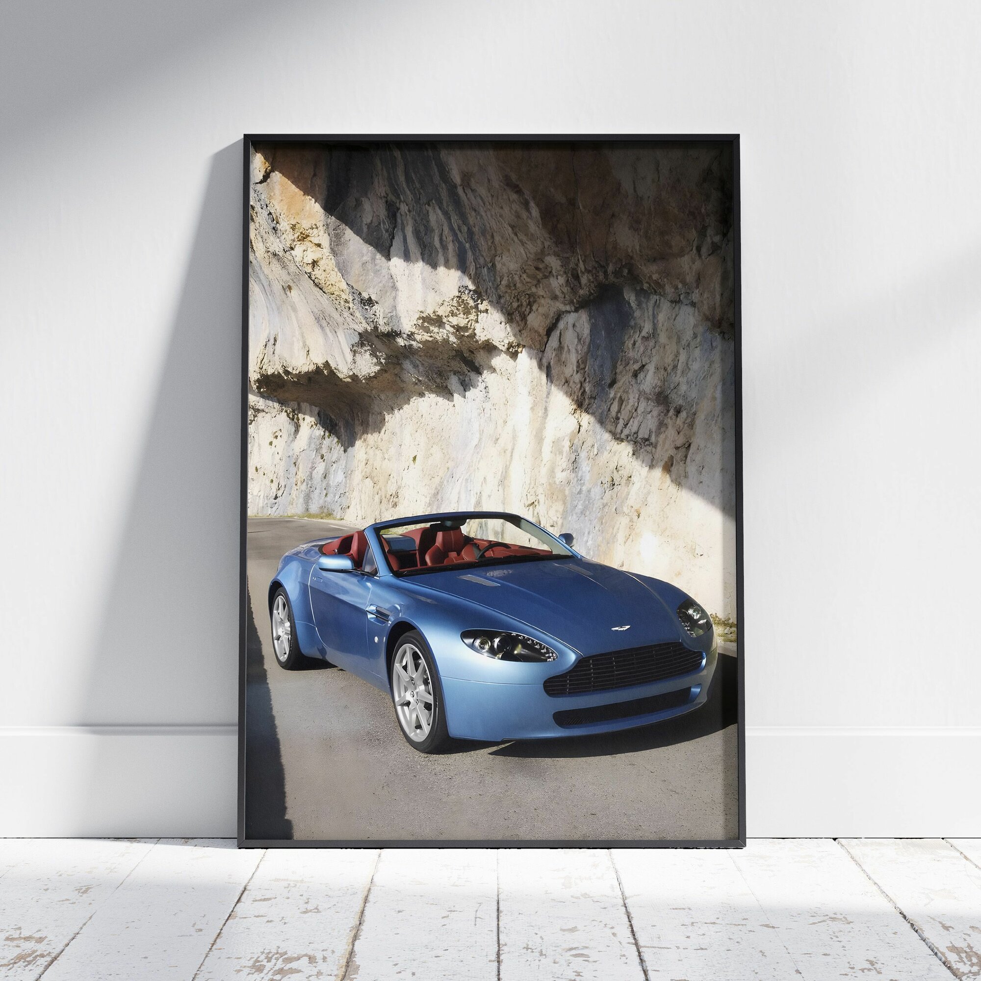 Плакат на стену для интерьера Кабриолет (Aston Martin V8 Vantage Roadster 4) - Постер по машинам родстерам с открытым верхом формата А3 (30x42 см)