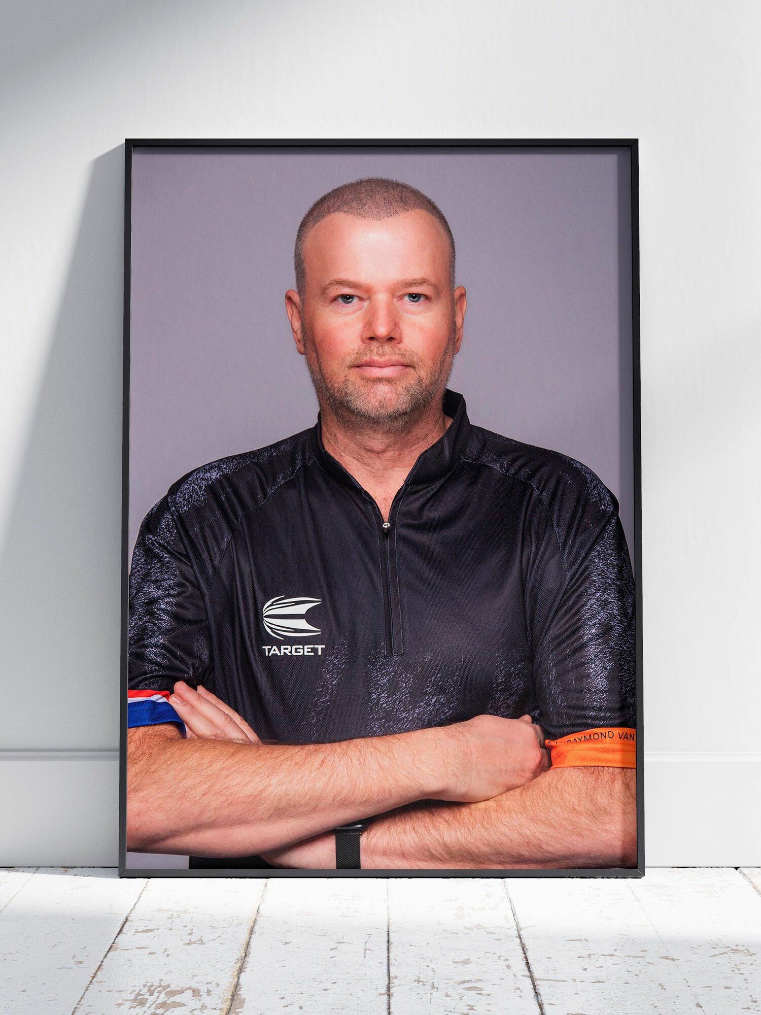 Плакат на стену для интерьера Дартс (Рэймонд ван Барневелд - Raymond van Barneveld 2) - Постер по спорту и физической активности формата A3 (30x42 см)