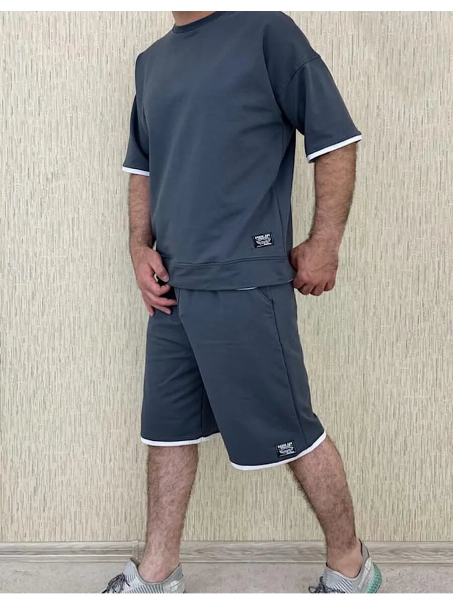 Костюм спортивный
