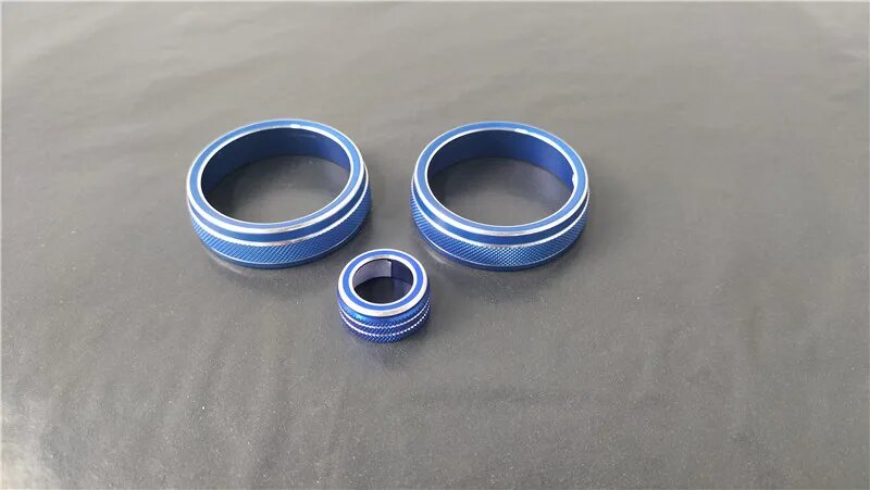 Комплект кнопок из алюминия Blue color для Toyota Highlander 2022-2025