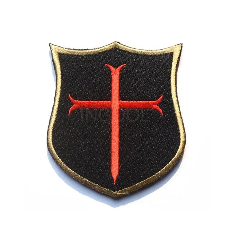 Нашивка крест рыцарский щит, черная, 7.5x8.5 см