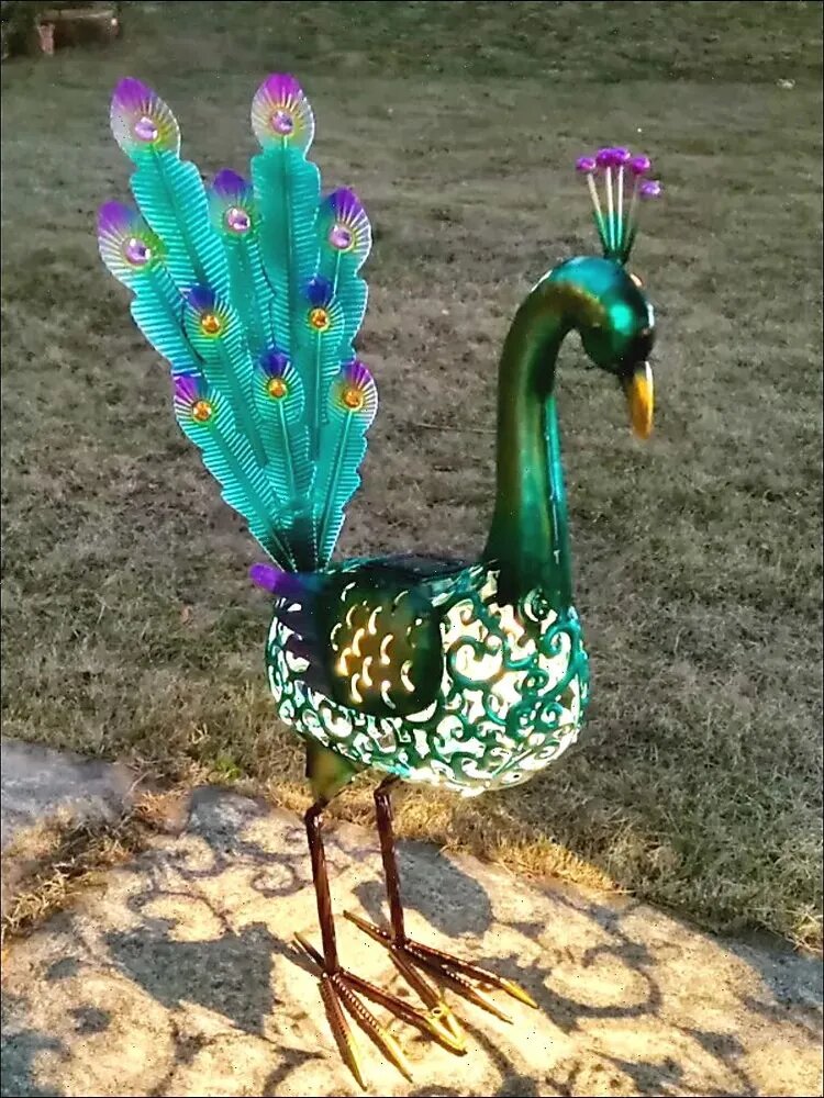Фигурка садовая