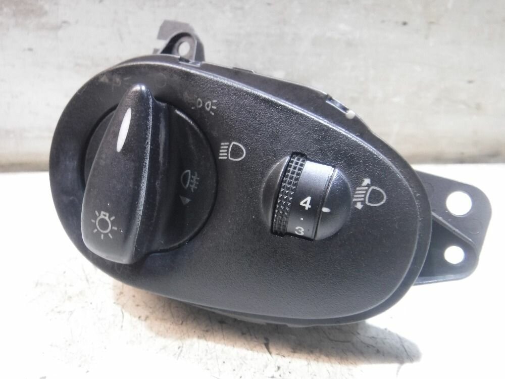 Переключатель света фар Ford Focus I