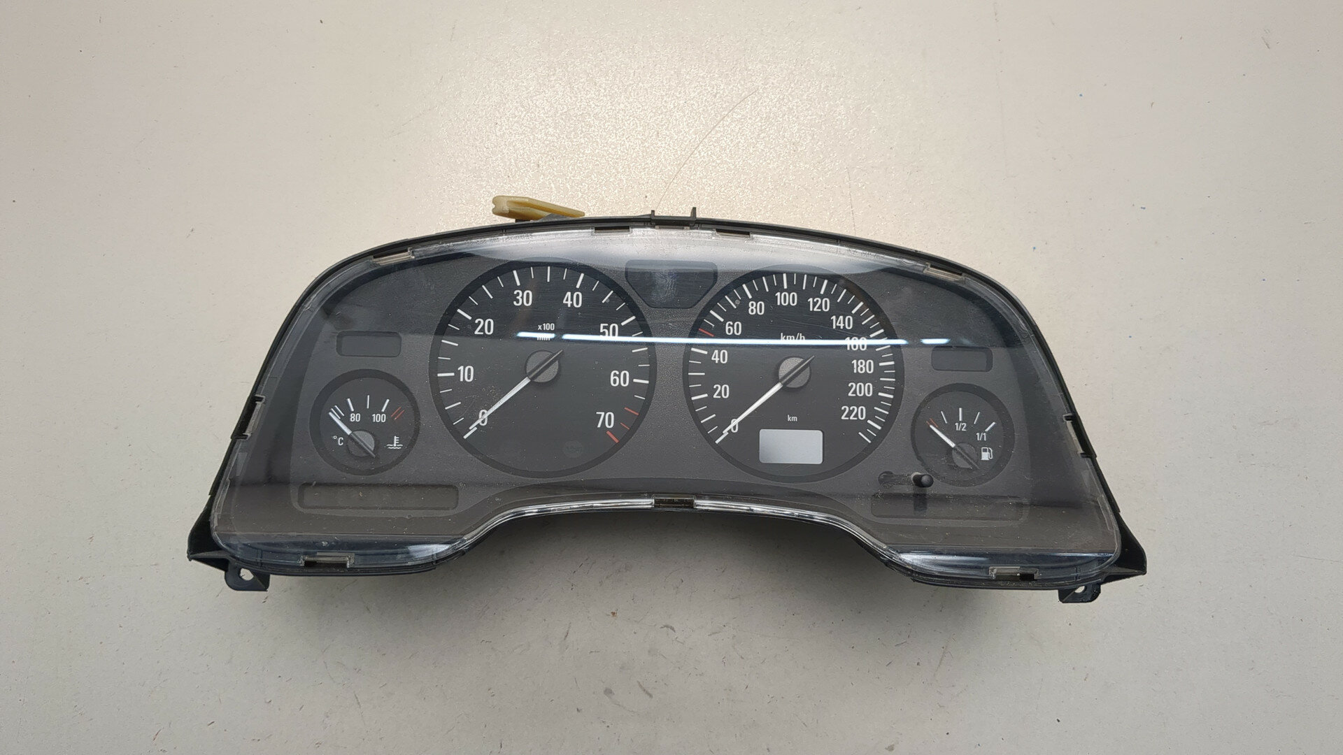 Приборная панель Opel Zafira A Б/У