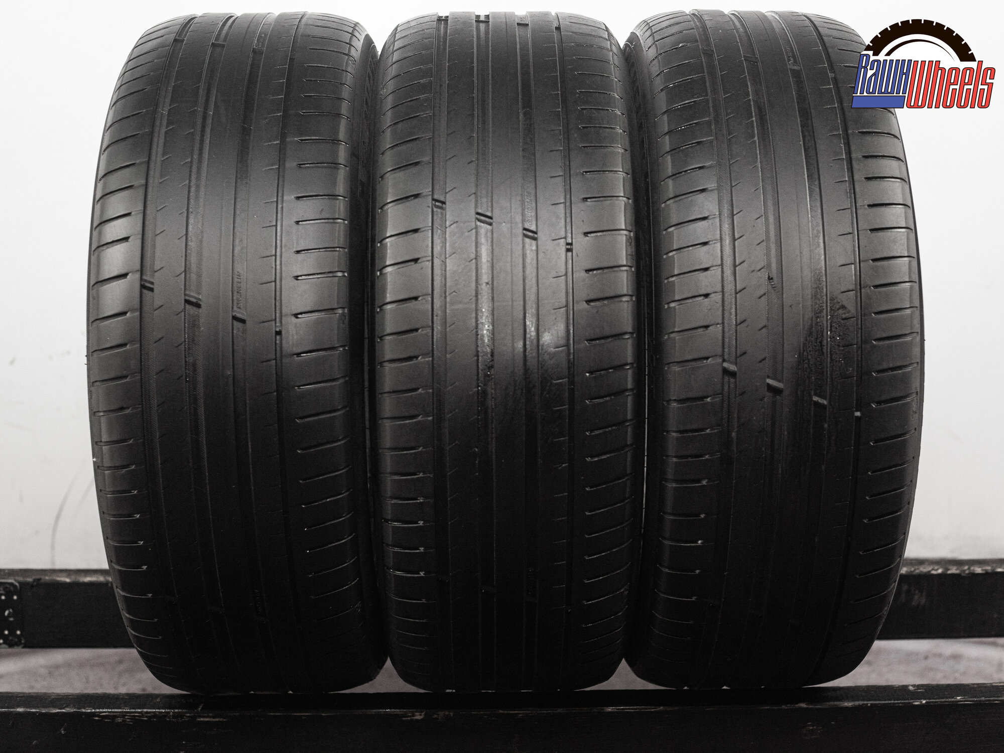 Michelin Pilot Sport 4 SUV 235/55 R19 105Y X