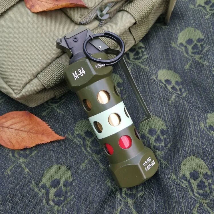 Модель гранаты M84