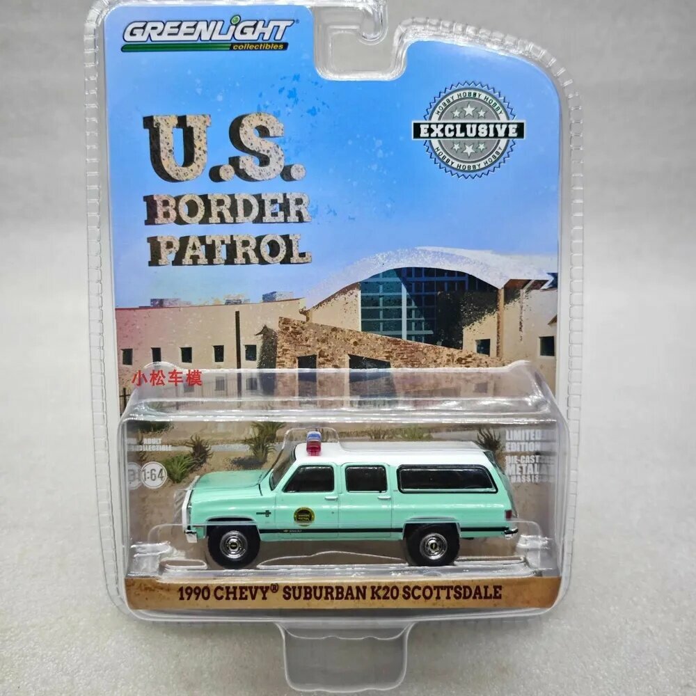 Машинка Green light 1/64 Alloy car model 1990 Chevrolet Suburban K20 Scottsdale