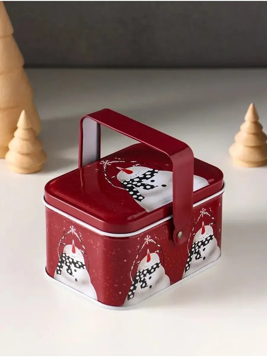 Стильная металлическая шкатулка для украшений