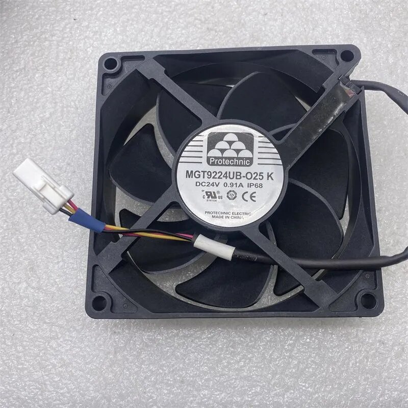 Совершенно Новый. Водонепроницаемый Вентилятор Protechnic MGT9224UB-O25K 24V 0.91A 92x92x25MM, IP68 Вентилятор Охлаждения