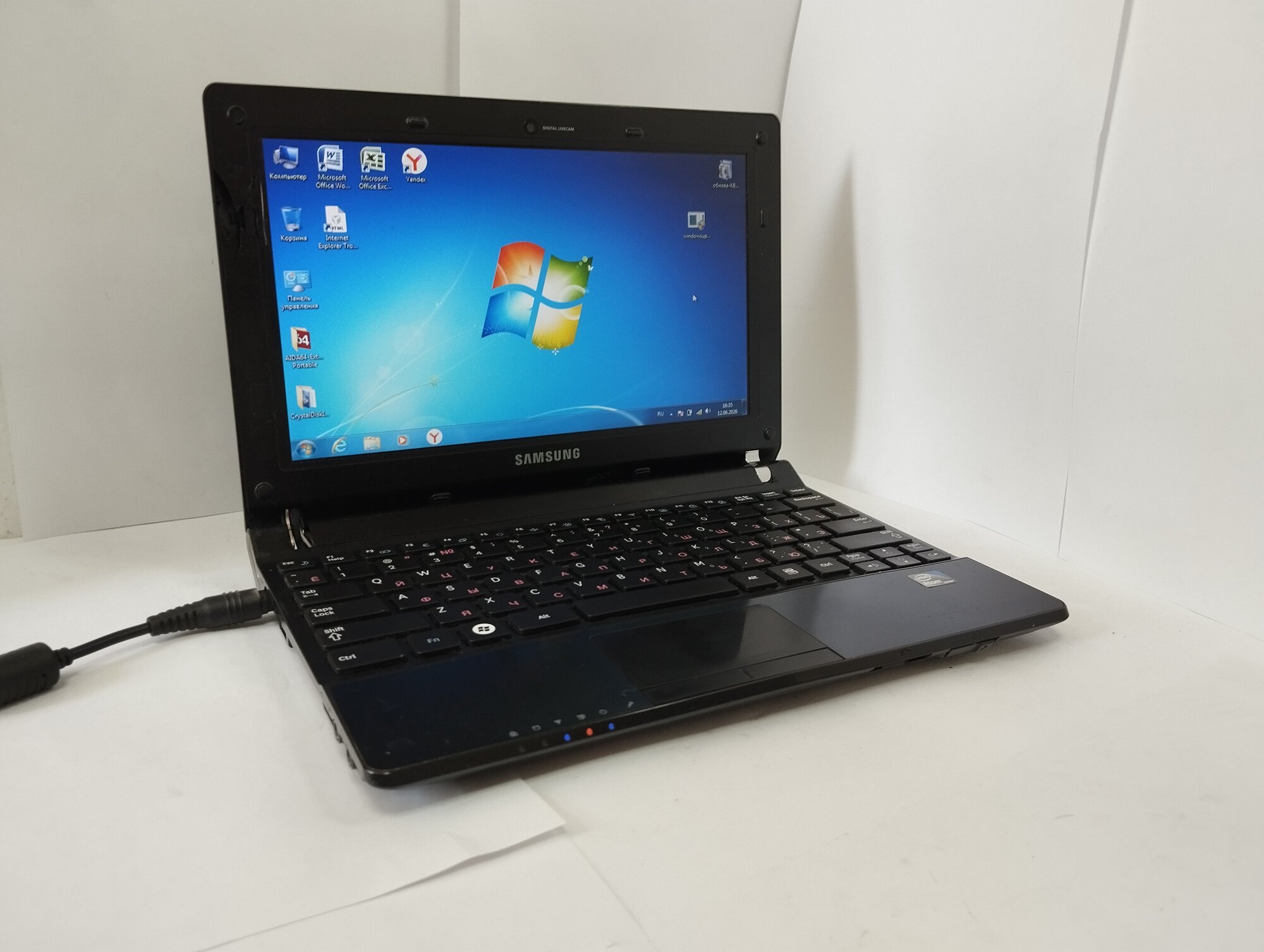 Ноутбук Samsung Atom N550/2/HDD250/int/Win7/10.1"
