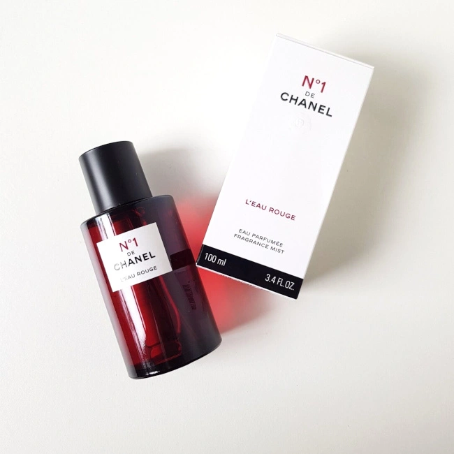 Дымка для тела 100 мл Шанель Номер 1 Де Шанель Ле Руж / Chanel No 1 L Eau Rouge