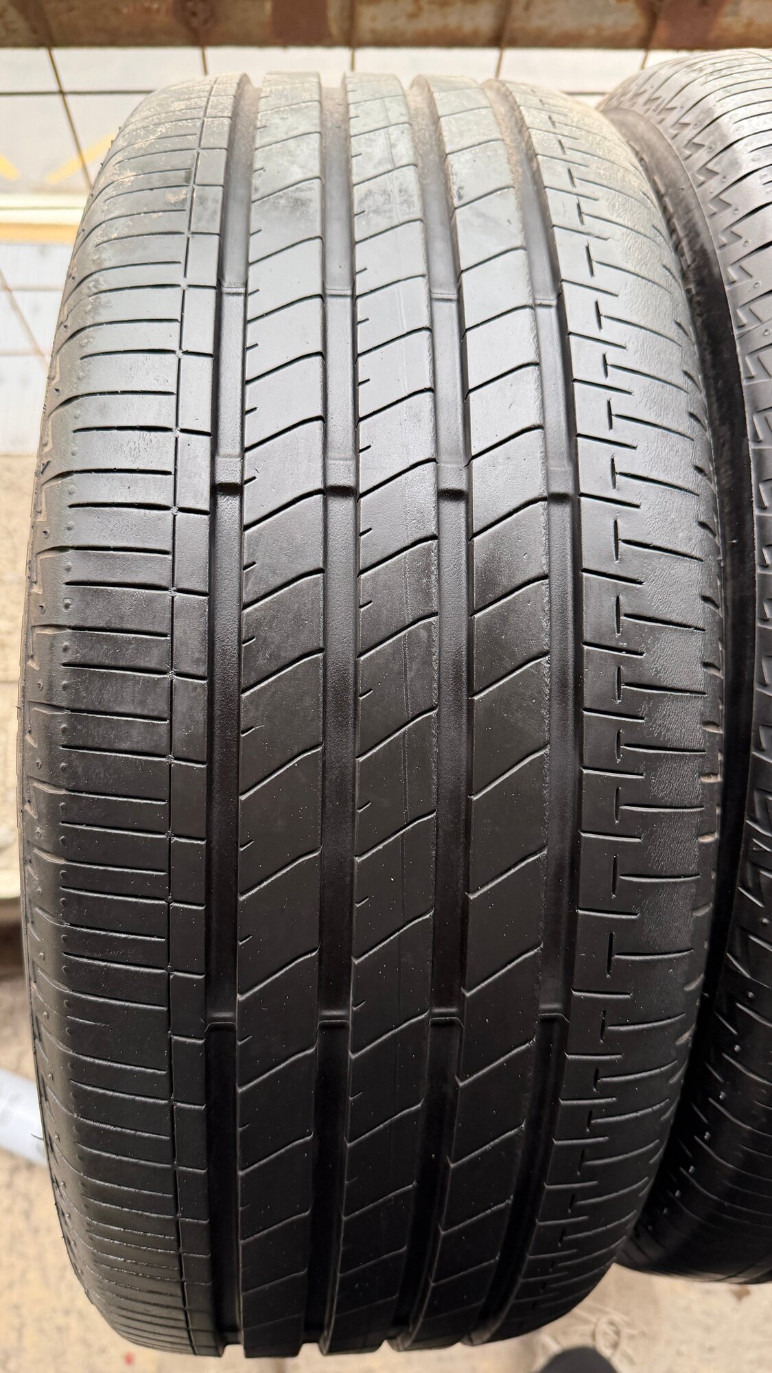 Bridgestone Turanza T005A 215/45 R18 89W
