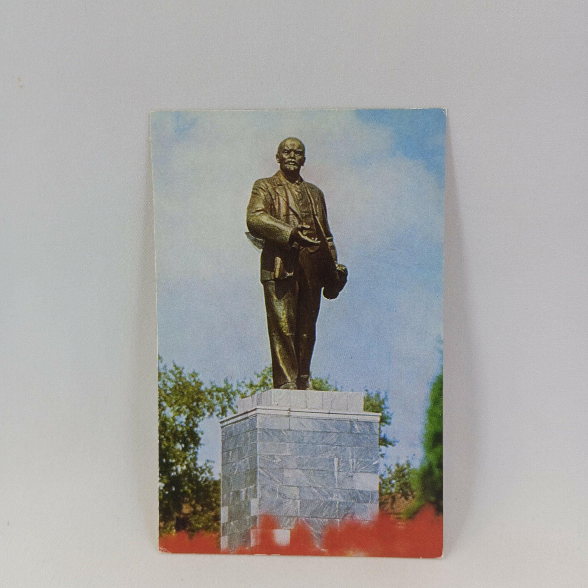 Открытка советская СССР. Елец, памятник Владимиру Ленину на городском постаменте. Винтажная коллекци