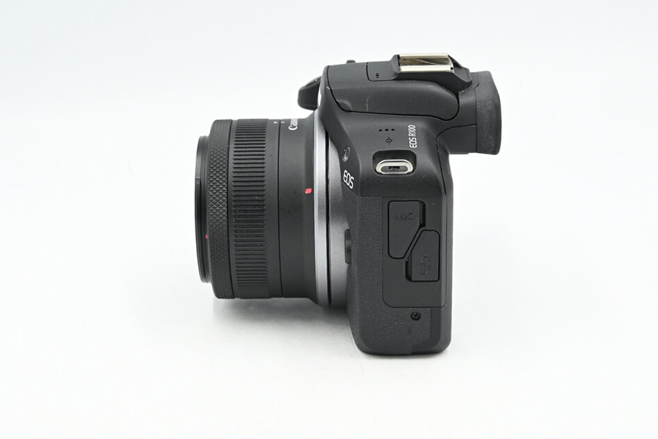 Беззеркальный фотоаппарат Canon EOS R100 Kit 18-45mm IS STM