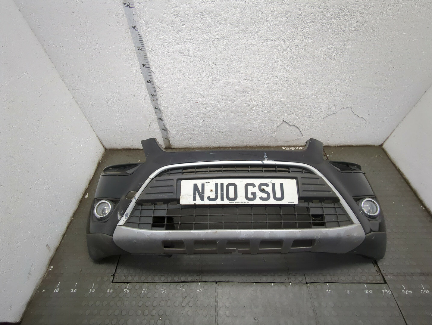 Бампер передний Ford Kuga Б/У