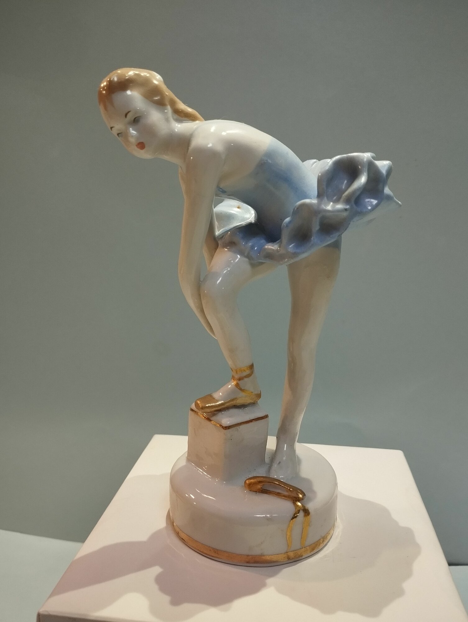 Статуэтка фарфор СССР , Юная балерина, автор А. Бржезицкая, Дулево 1966 год