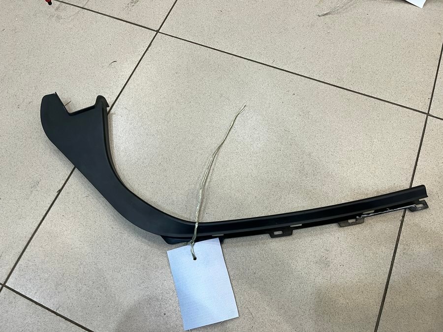 Накладка рамки двери задней правой от Ford Focus 3 2011-2018