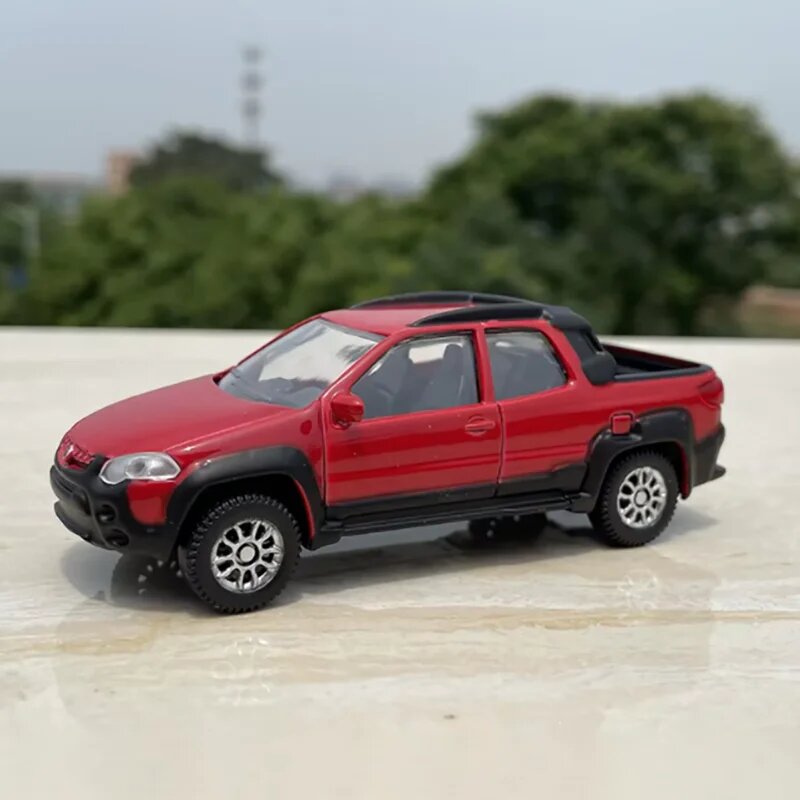 Масштабная модель пикапа Fiat 1:43