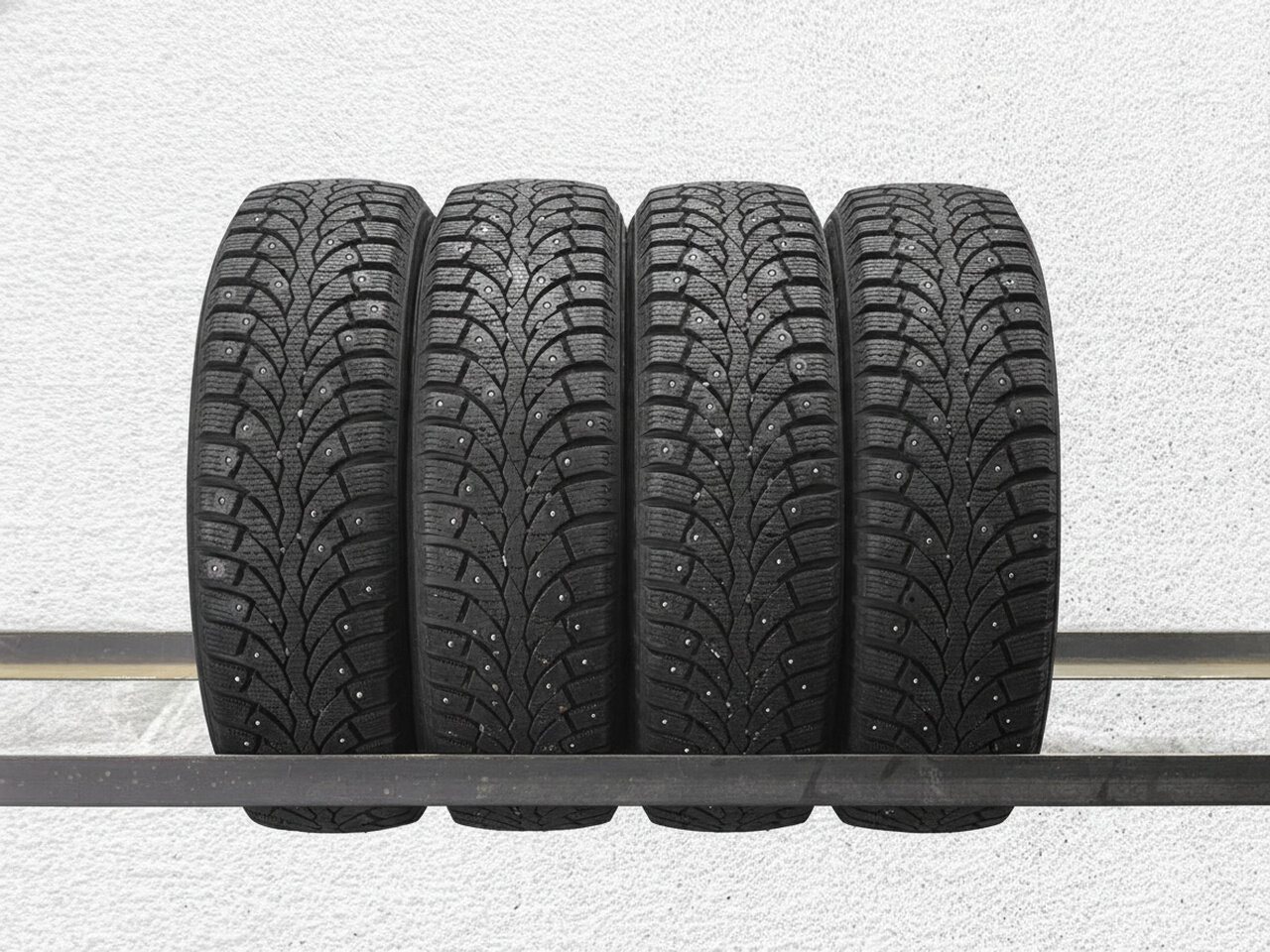 Зимние шины шипованные Formula Ice 185/65 R15 20.0% износ PT0010183 TSB053011
