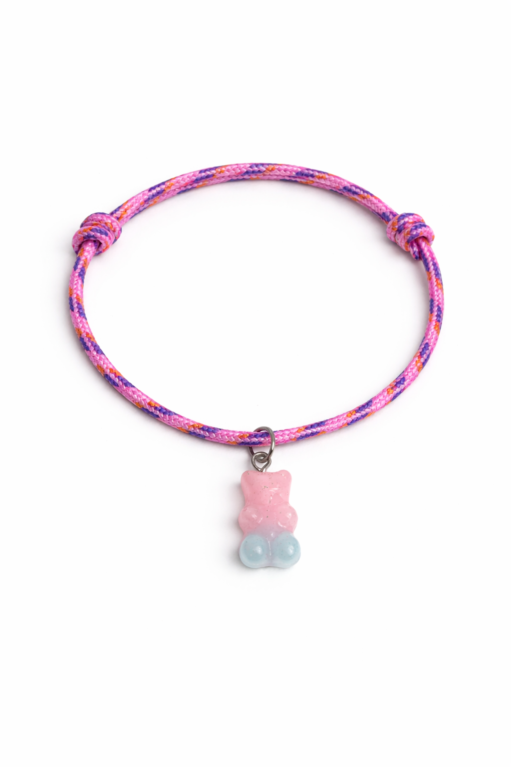 Плетеный браслет