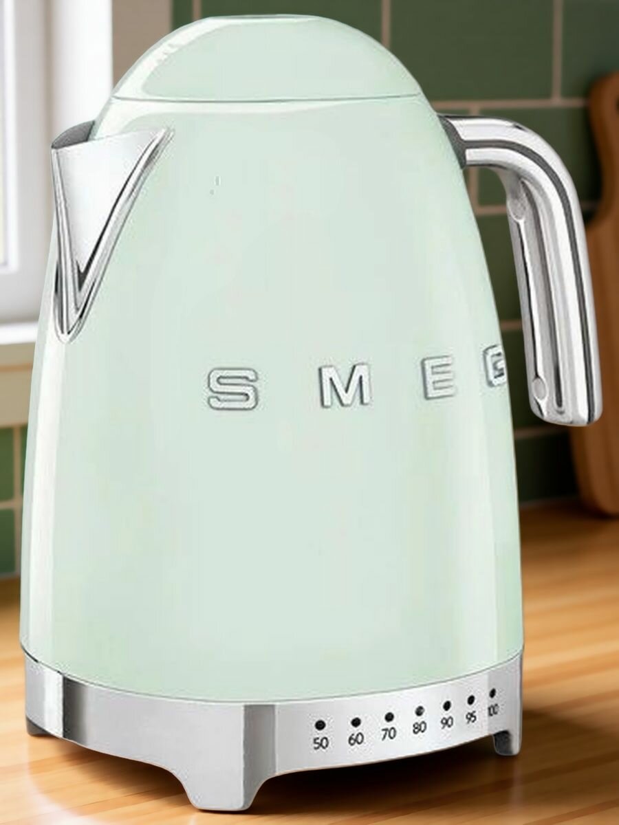 Чайник Smeg KLF04PGEU, светло-зеленый