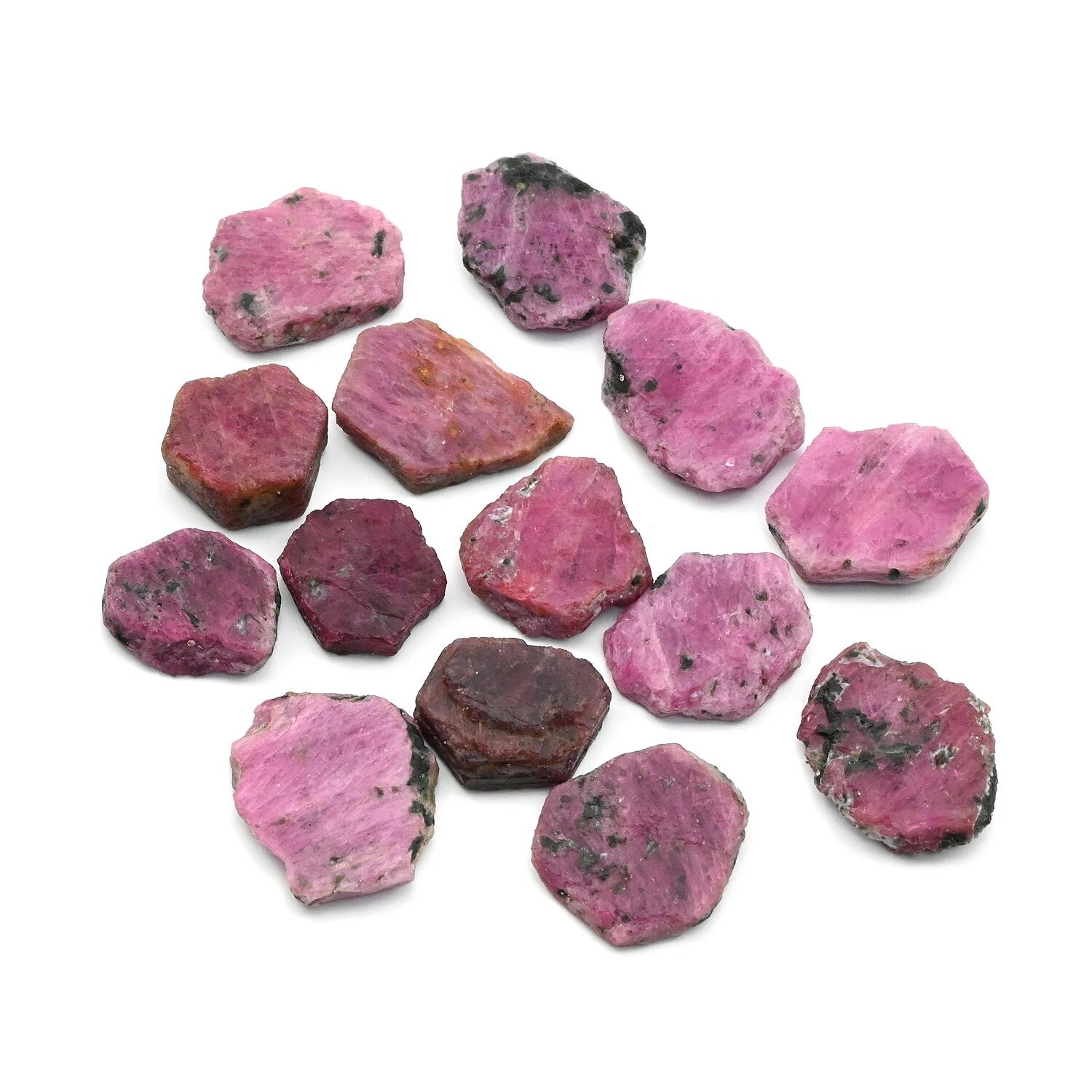 Минерал рубин 13*13*4мм, 2-2,99г. .