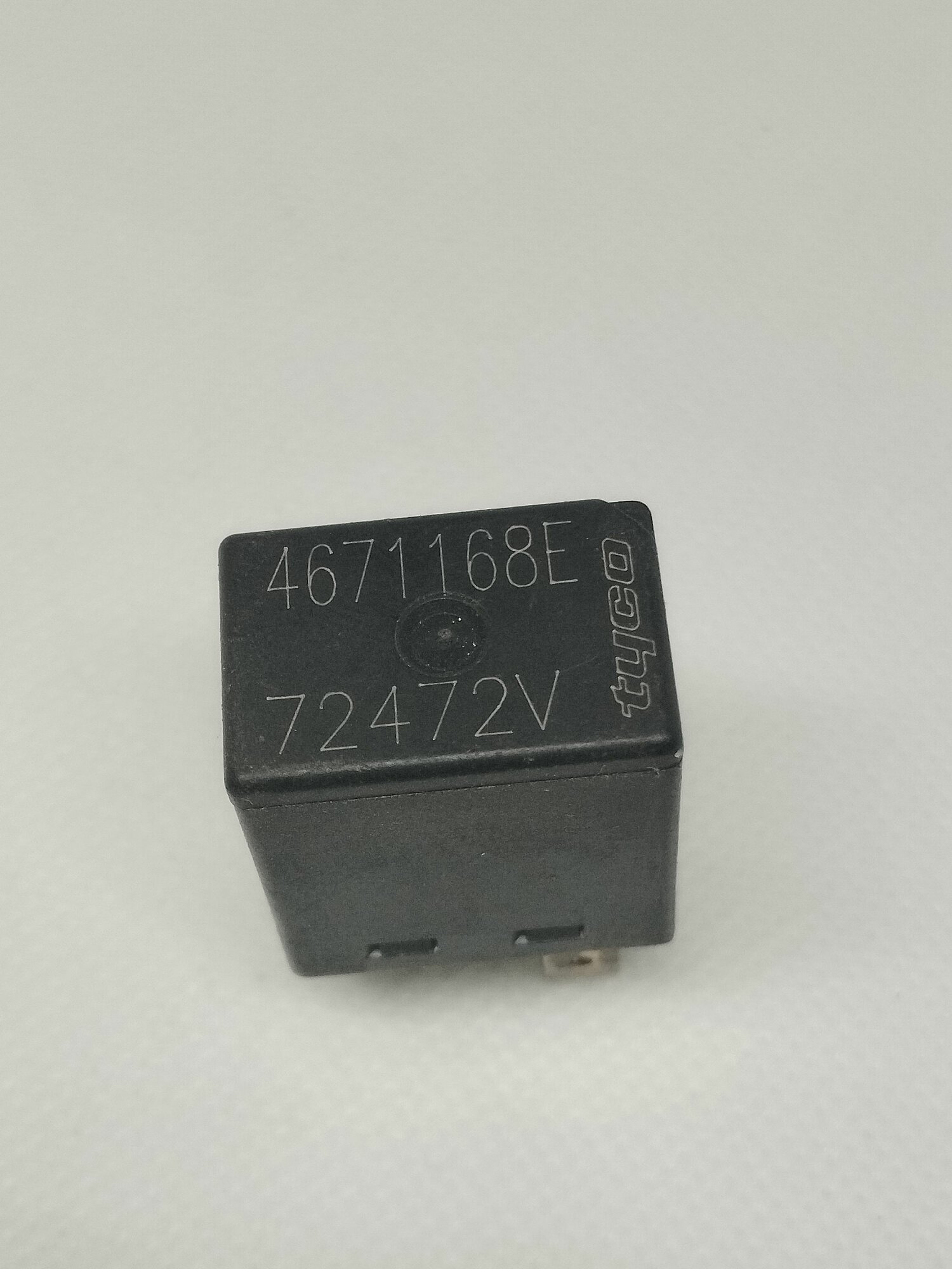 4671168Е реле
