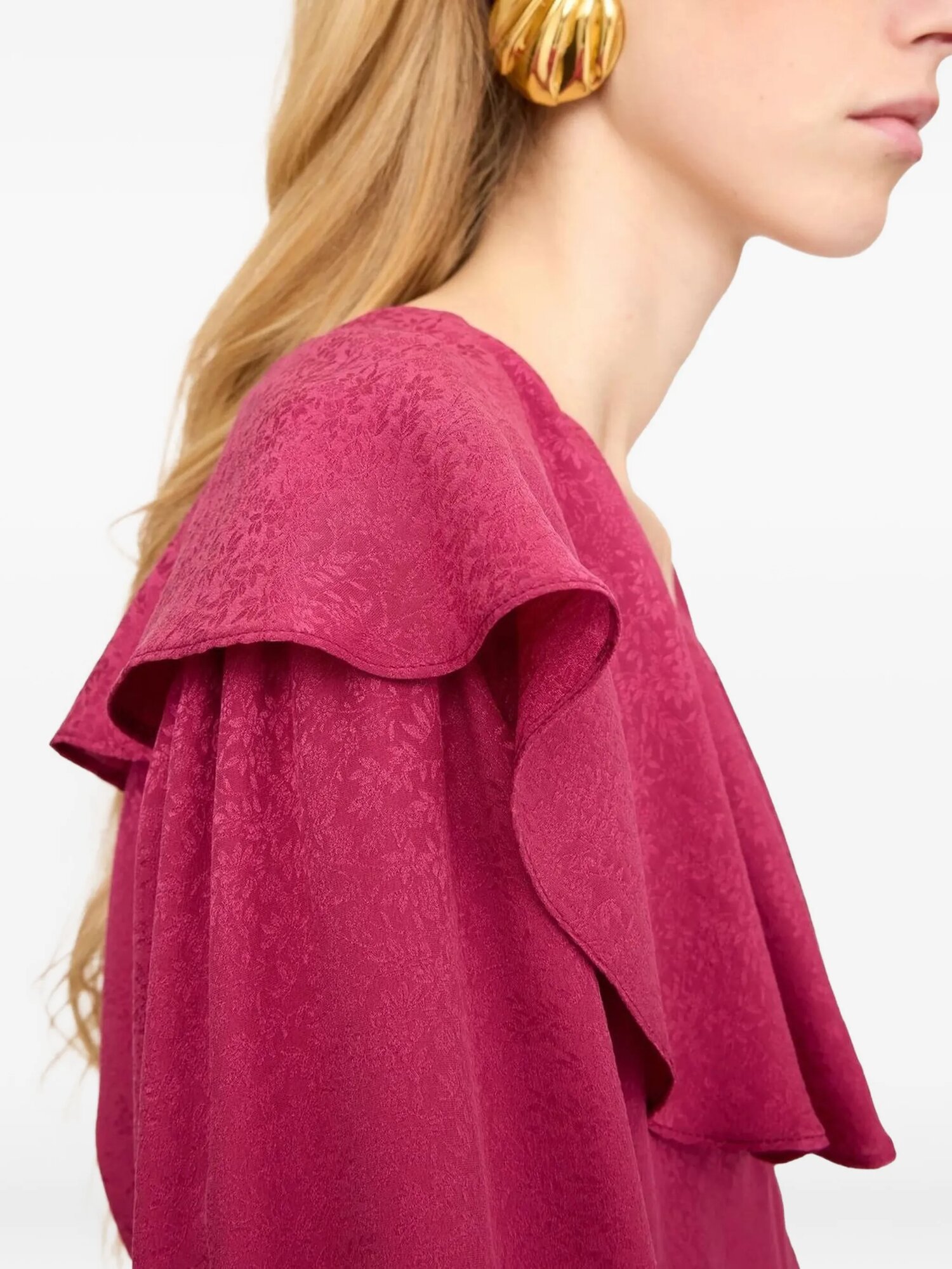 Блуза Chloe Round-nek ruffled silk blouse, размер 38, розовый — фото 1