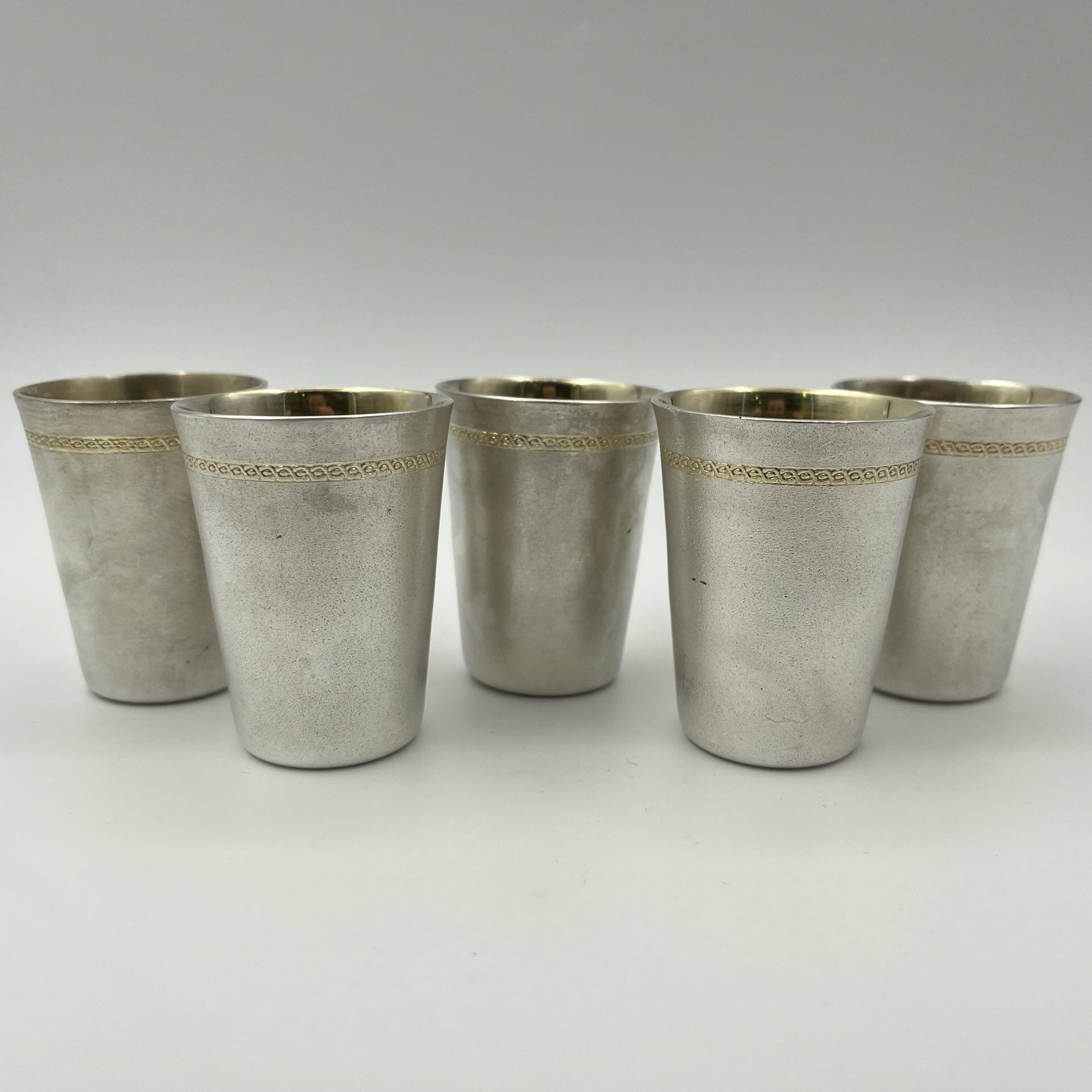 Набор из 5 стопок с геометрическим декором, мельхиор (медь-никель), СССР, 1970-1990 гг.