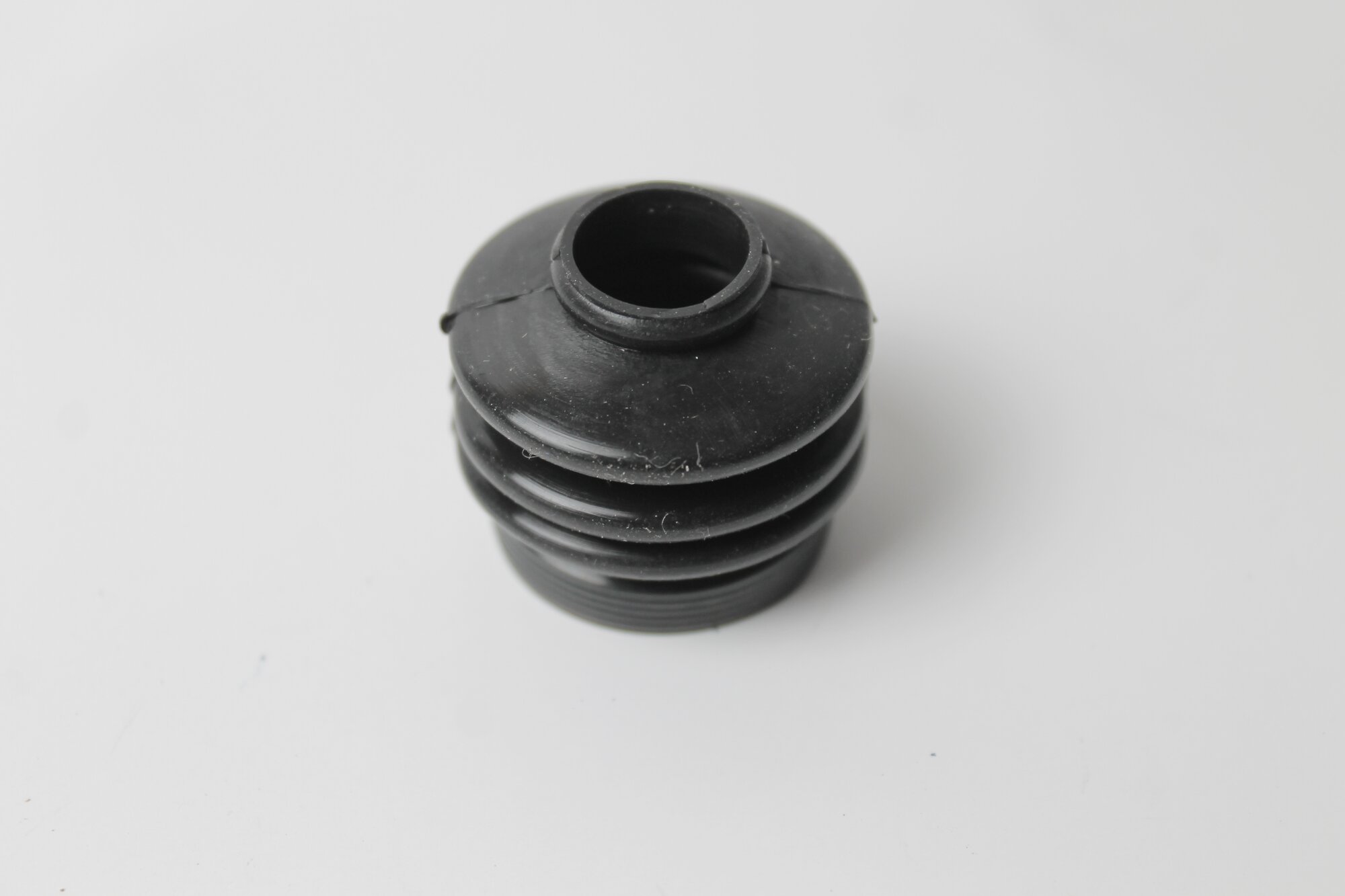 Сальник штока выбора передач FORD Focus 2/3, Mondeo 3/4 MAZDA 3 BK/BL VOLVO S40 2