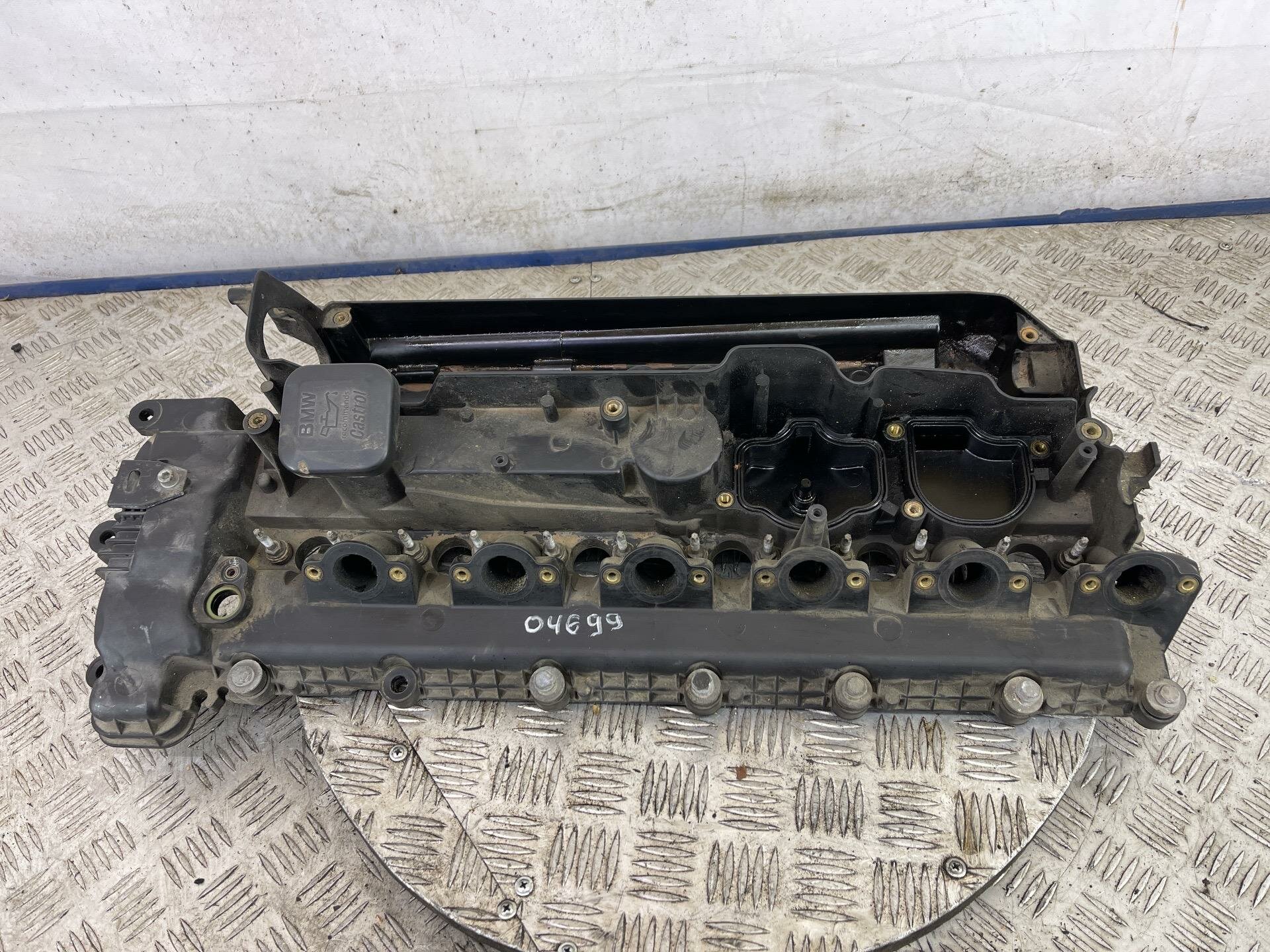 Клапанная крышка BMW 3 E46 2002 0928400458