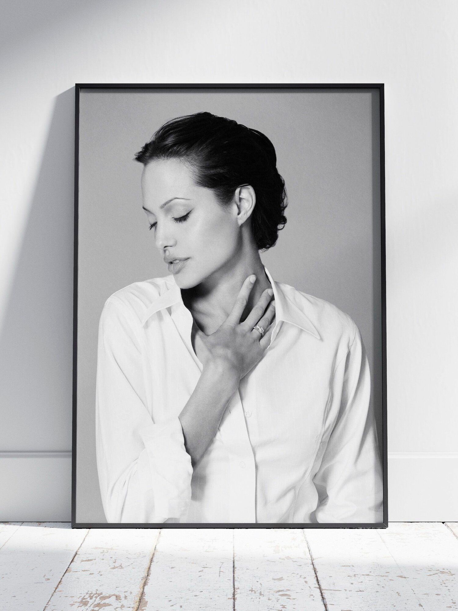 Плакат на стену для интерьера Анджелина Джоли (Angelina Jolie 9) - Постер по актеру фильма, кино, сериала формата A3 (30x42 см)