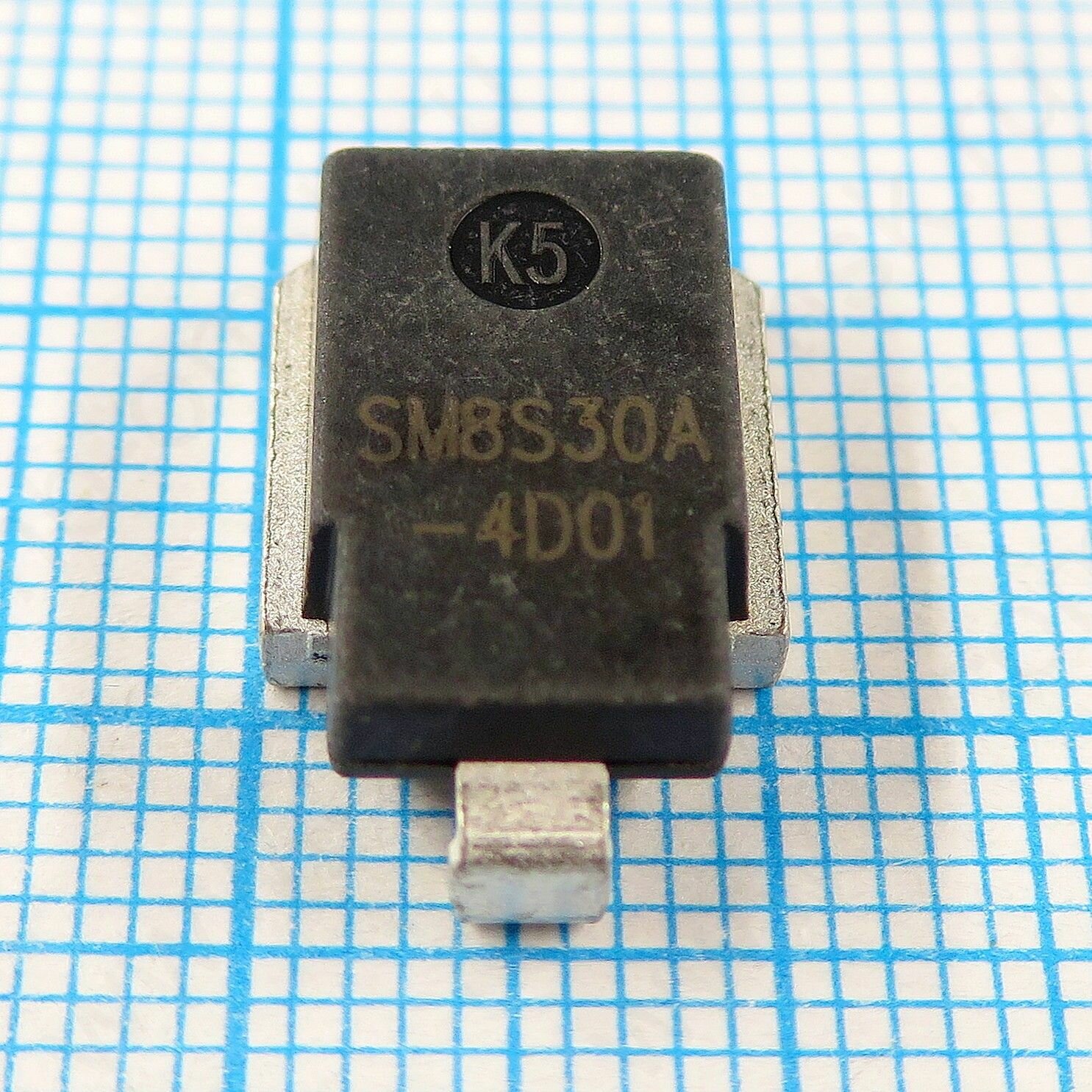SM8S30A 30V - TVS диод, супрессор, используется в автомобильной электронике