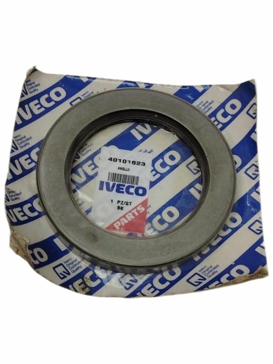 Сальник хвостовика редуктора 90х130х14/12 на Iveco Trakker IVECO (40101623)