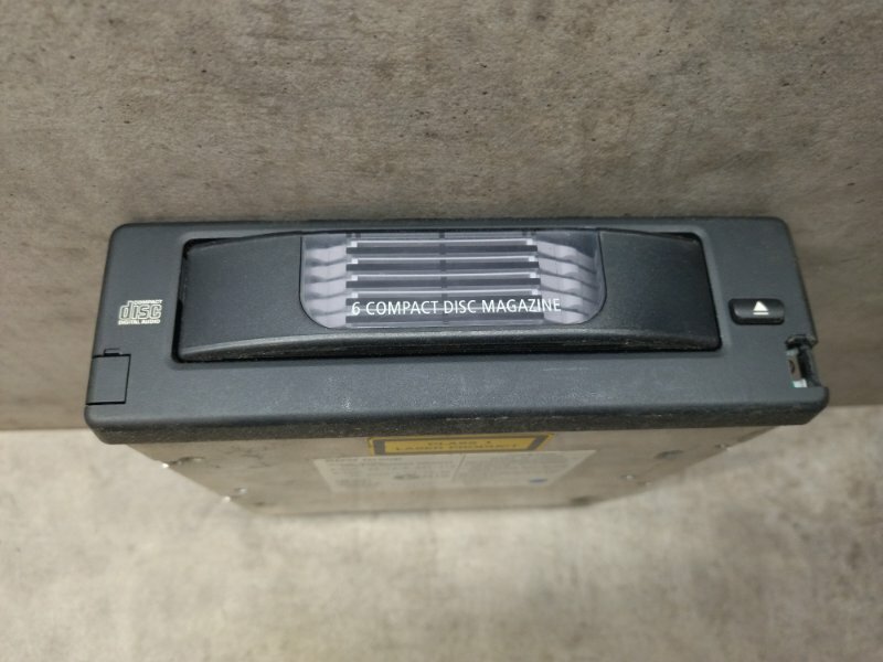 CD-Чейнджер BMW 5 E60 65126941416