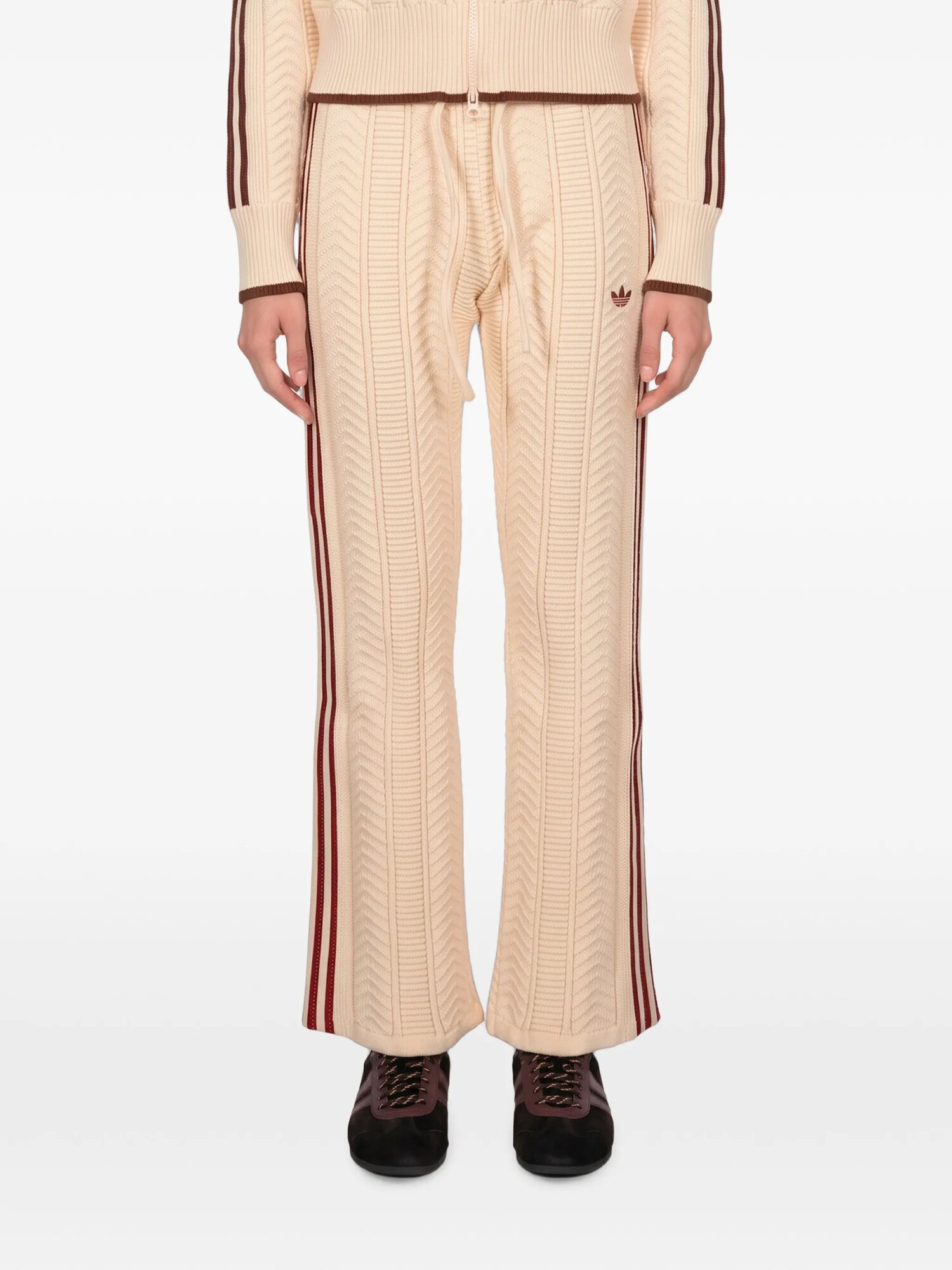 Брюки adidas SST wide-Leg training pants, размер 16 UK — фото 1