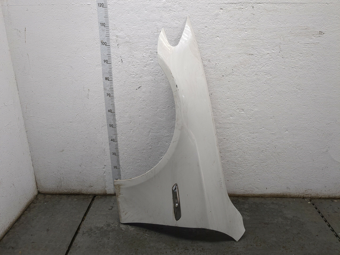 Крыло левое переднее BMW 5 F10 Б/У