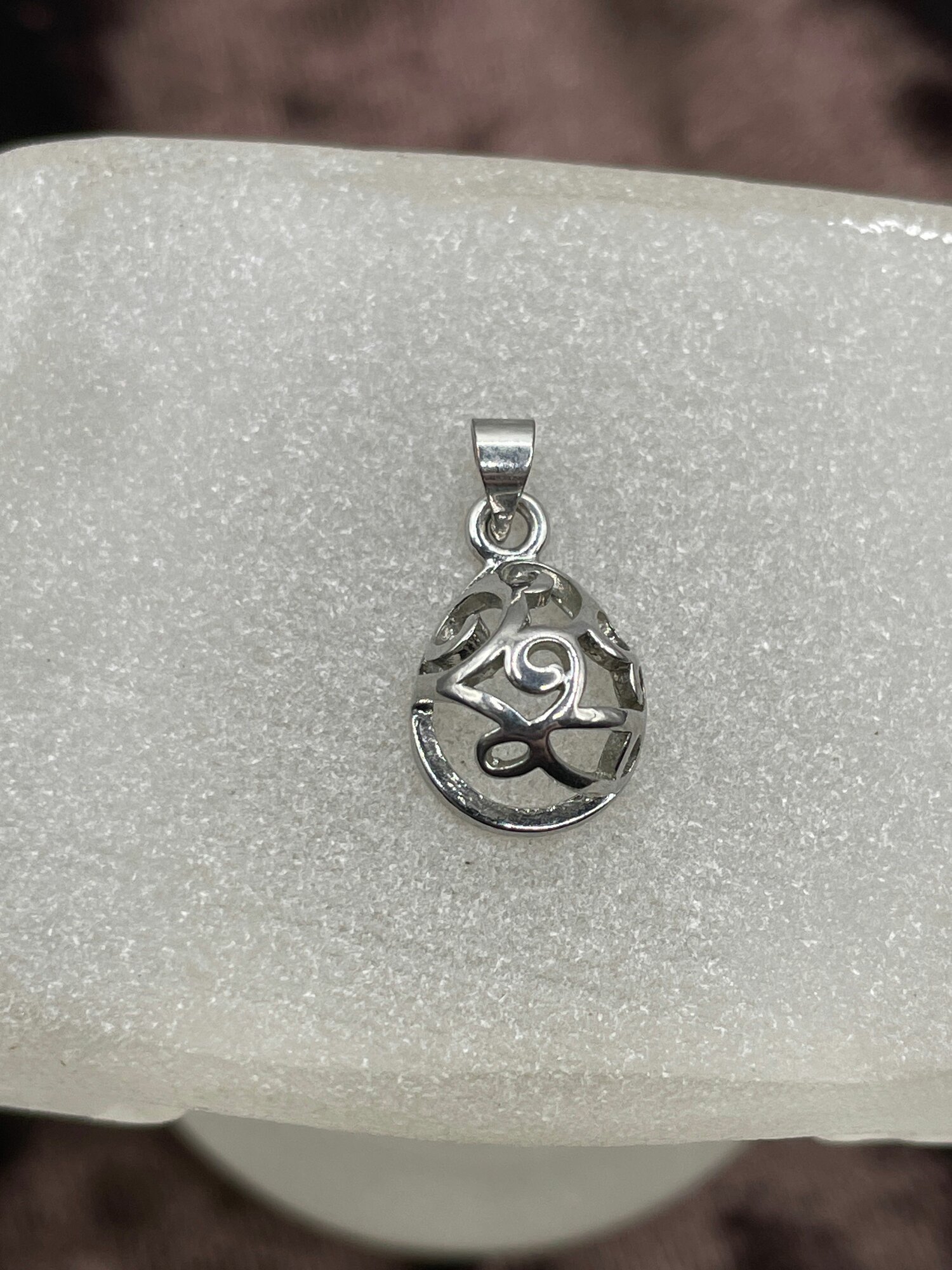 Винтажный кулон подвеска