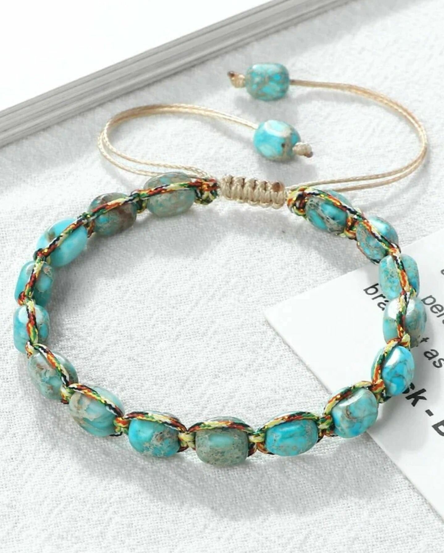 Плетеный браслет