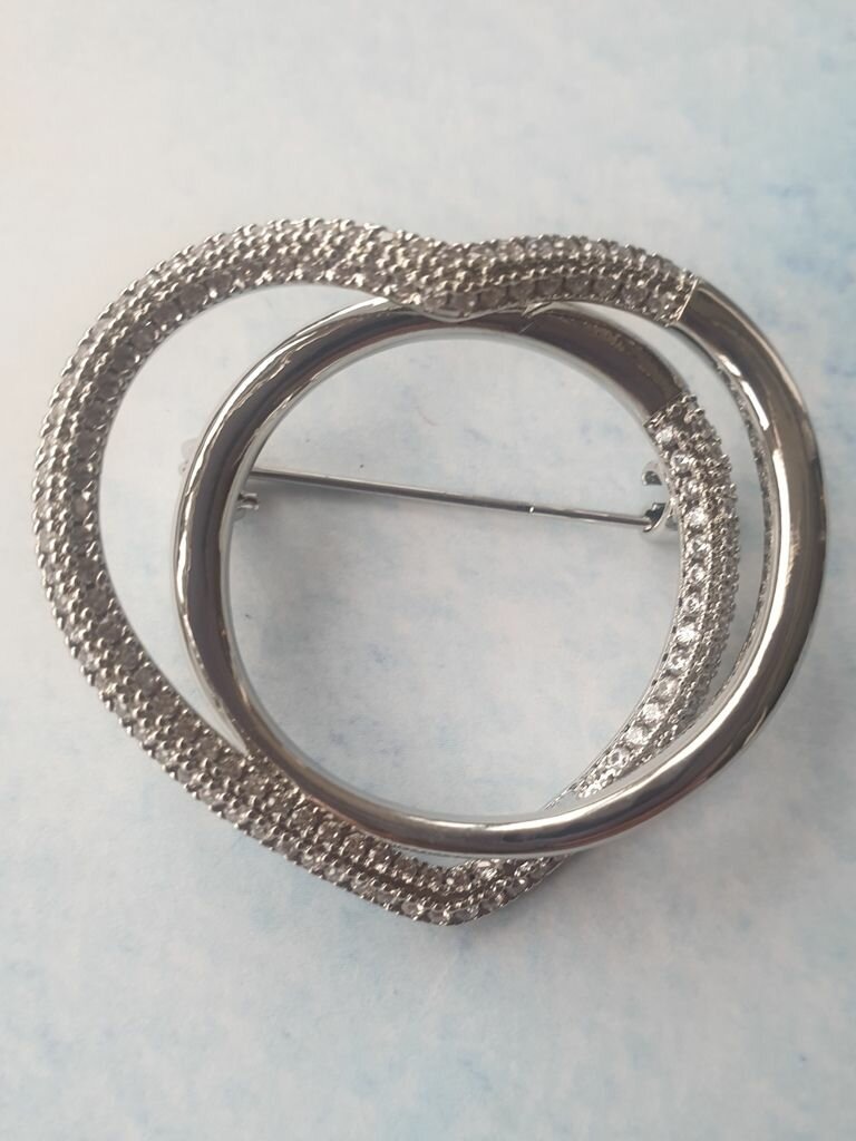 Брошь, фианит