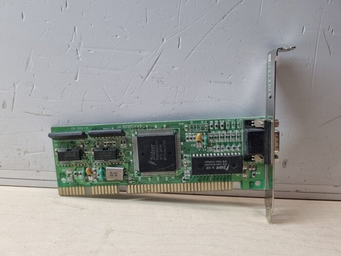 Видеокарта ISA чип Trident TVGA9000I-1 JA-8237D/V2