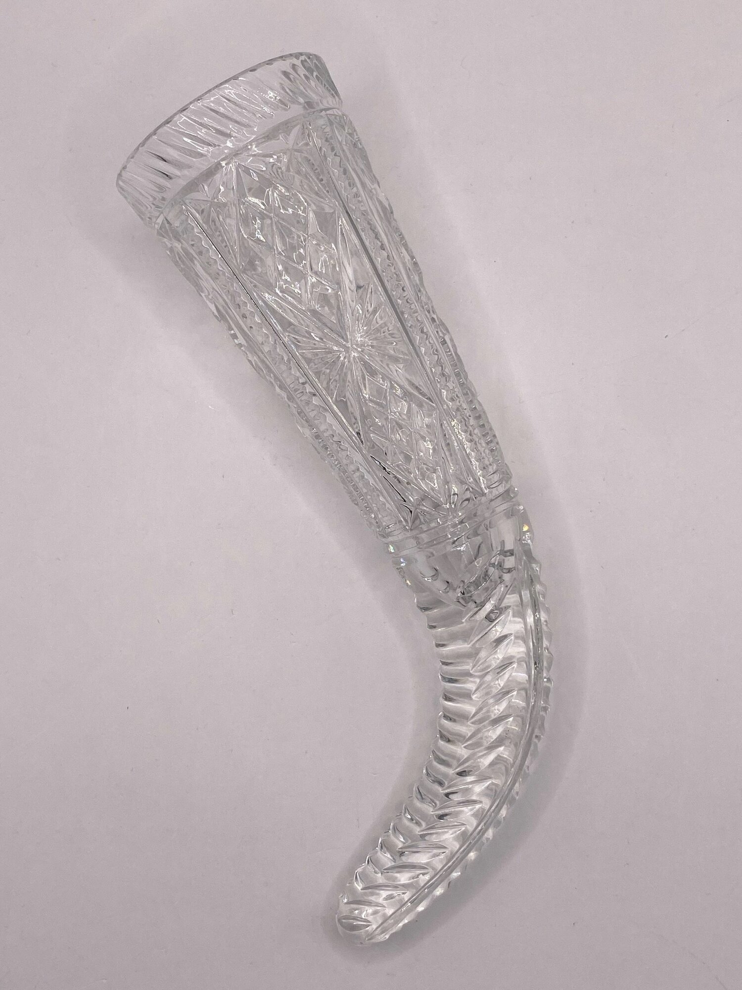 Кубок для вина. Рог изобилия. Хрусталь. СССР. Длина 23 см.