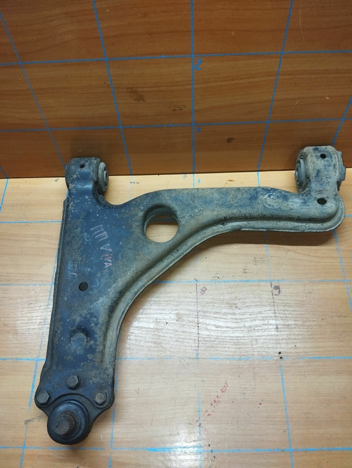 Рычаг передний правый Шевроле Вива Б/У с пробегом