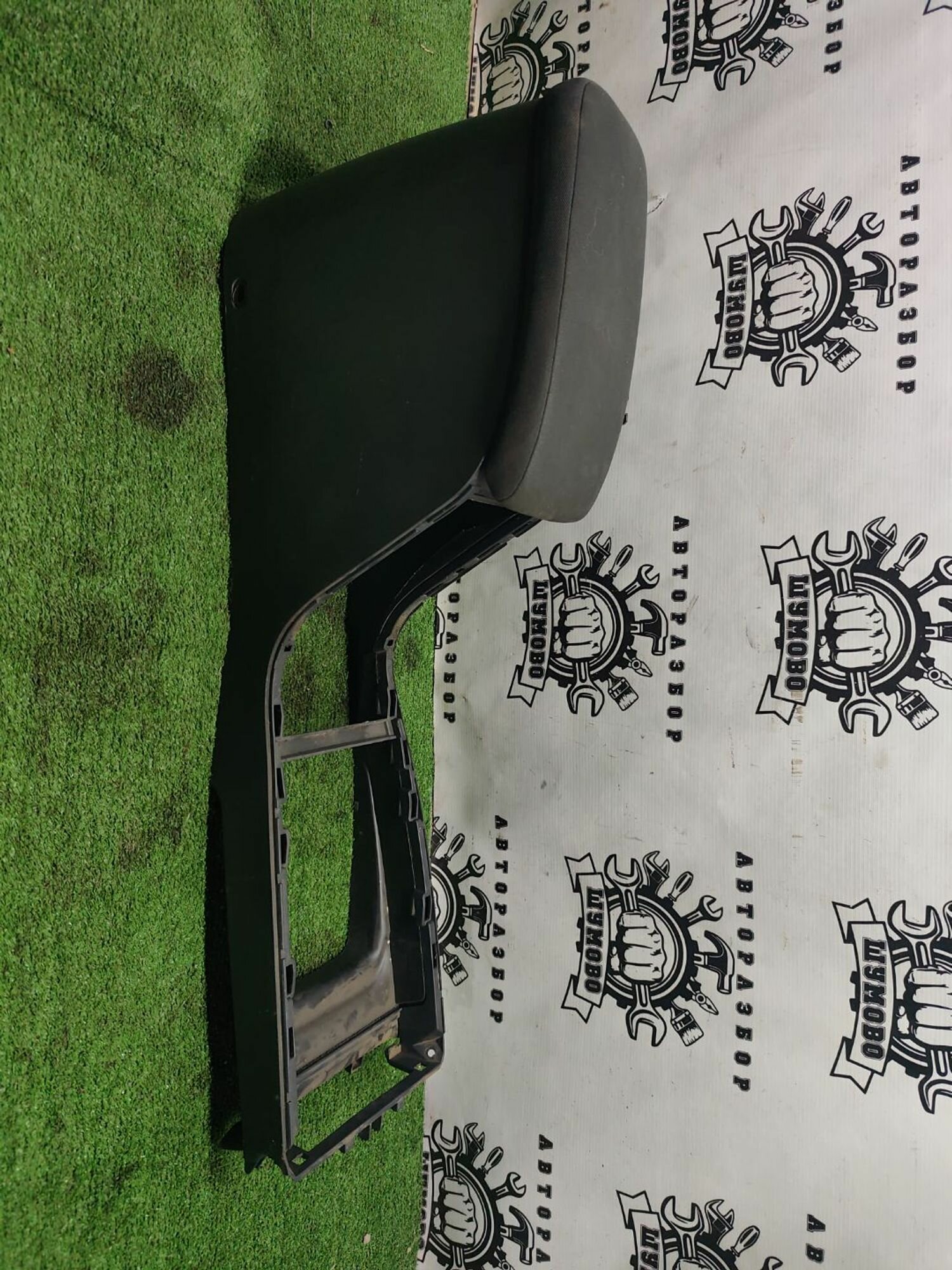 Подлокотник центральный Renault Megane, II (200. с пробегом