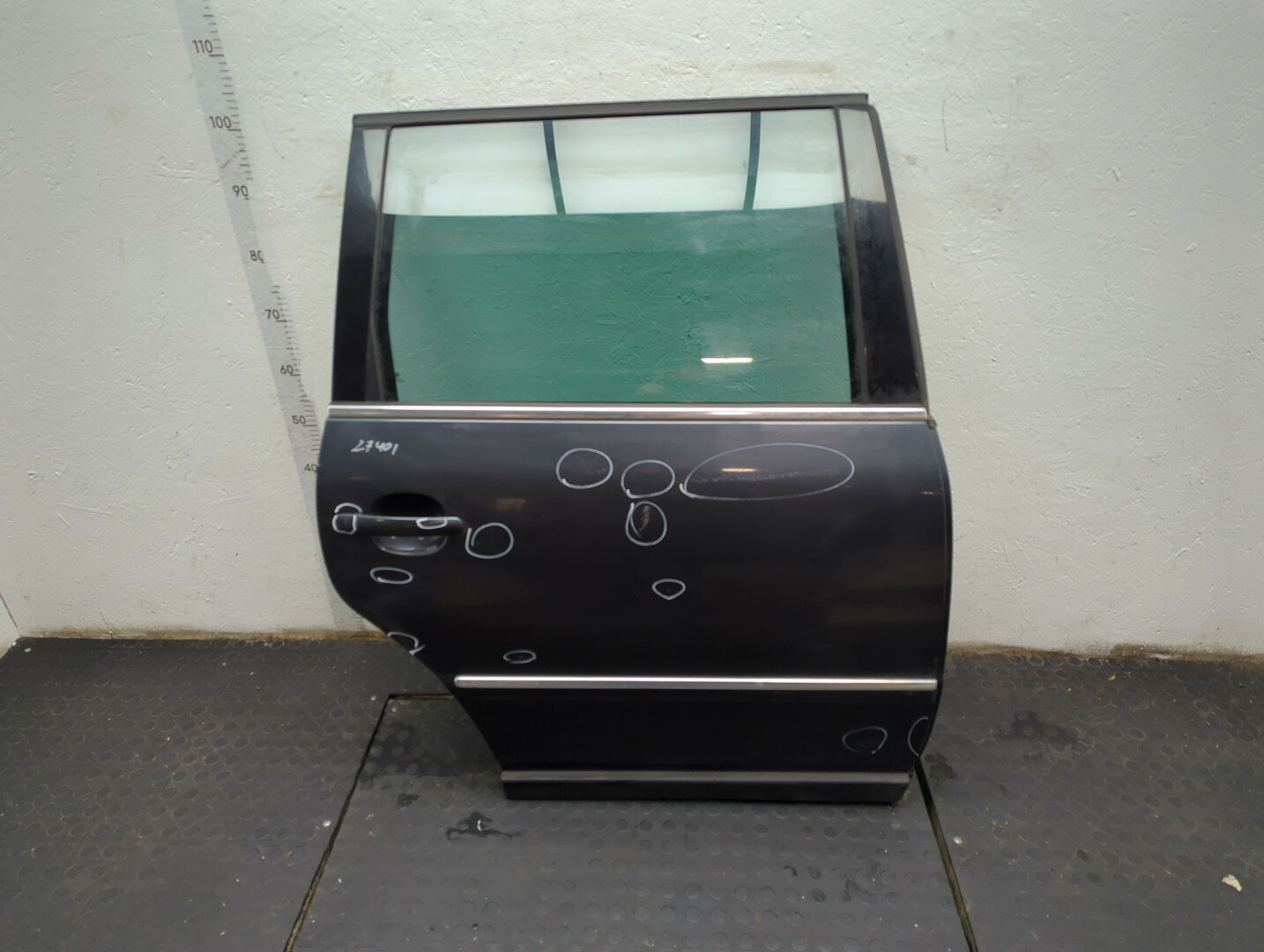 Дверь боковая (легковая) правая задняя Volkswagen Passat 5 Б/У